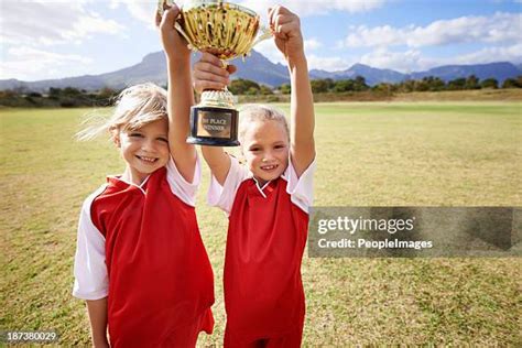 Two Girls Doing It Photos Et Images De Collection Getty Images
