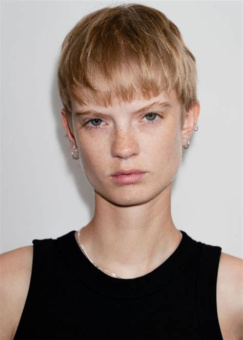 Charlize Beth Model Detail By People