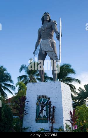 Lapu Lapu Monument Mactan Shrine Magellan Bay Mactan Island Cebu