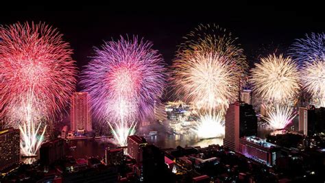 Infografis Sejarah Kembang Api Banteng Muda Indonesia