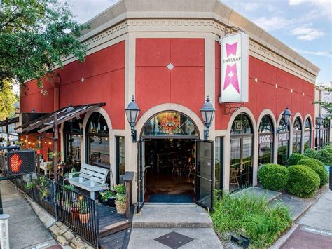 Houston S Maple Leaf Pub Closes Due To Unpaid Tax Debt Culturemap Houston