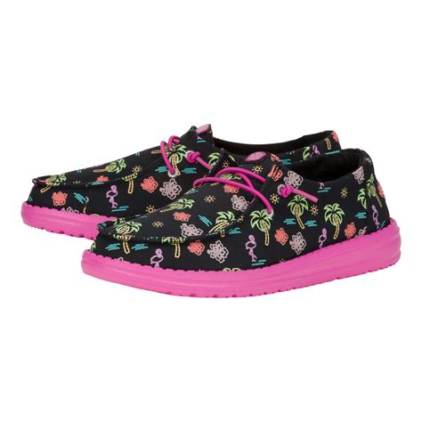 Wendy Spring Breakr And Heydude Shoes