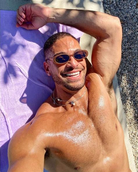 33 Pics Of Drag Race Pit Crews Bruno Alcantara Just Because