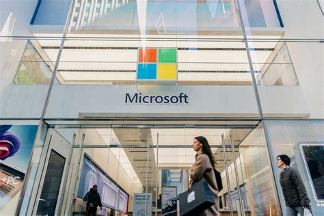 СМИ Microsoft планирует сократить тысячи сотрудников из за ИИ 4pda