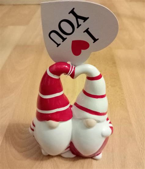 Статуэтки гномы сердце — цена 110 грн в каталоге Статуэтки Купить товары для дома и быта по