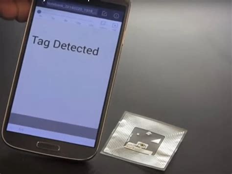 New Wireless Wearable Sensors Can Detect Toxic Gases