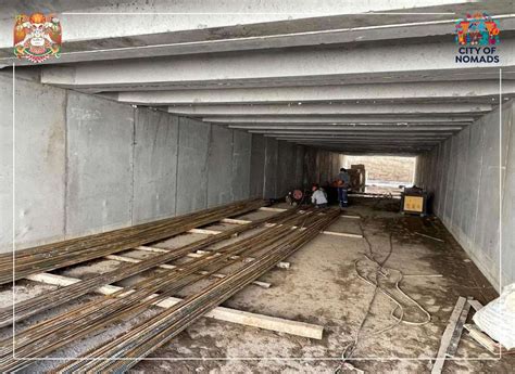 Яармагийн замд байгуулж буй нүхэн гарцын явган зорчигчдын орох гарах хэсгийн бетон цутгалтыг