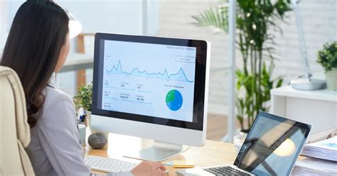 Continuous Variable Binning Algorithm To Maximize Information Value Using Genetic Algorithm