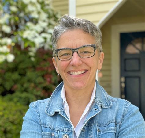 About Nancy Nancy Chapin