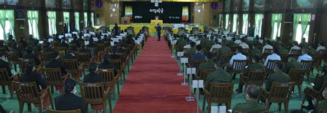 လွတ်လပ်ရေး စိန်ရတုကာလသို့ ရောက်ပြီဖြစ်သော်လည်း လက်နက်ကိုင်ပဋိပက္ခများရှိနေဆဲဖြစ်ကာ ငြိမ်းချမ်းမ