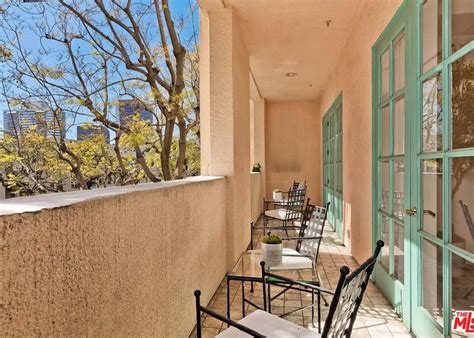 11500 San Vicente Blvd Los Angeles Ca 90049 In Los Angeles Ca Redfin