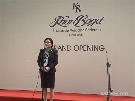 “Ханбогд” кашмерийн захирал Ч Ганцэцэг хөгжлийн банкнаас авсан