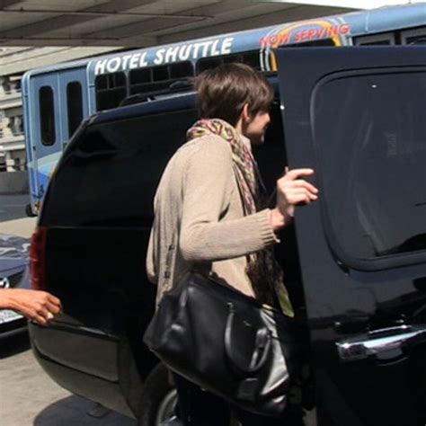 Anne Hathaway Getting Out Of Car