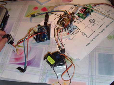 Arduino Tehniq Nrf24l01 Radio Module And Arduino Radiolink Joystick To Servos