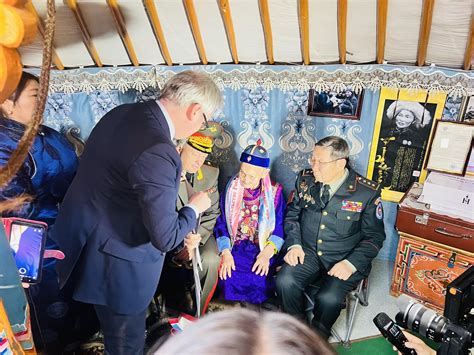 Дундговь аймаг Дундговь аймаг Засаг даргын Тамгын газар