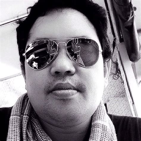 Warach Madhyamapurush Doctor Of Philosophy University Of Phayao