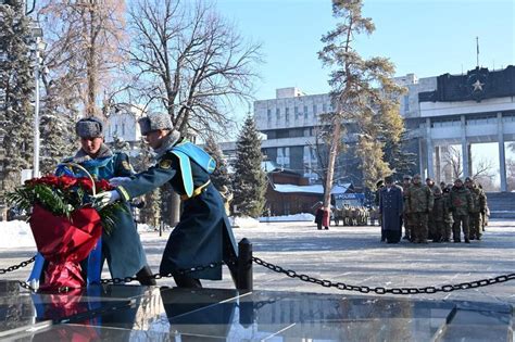 В Алматы почтили память героев Великой Отечественной войны Kazakhstan Today