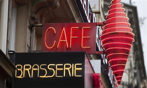 Czy reklamy świetlne mogą być ekonomiczne