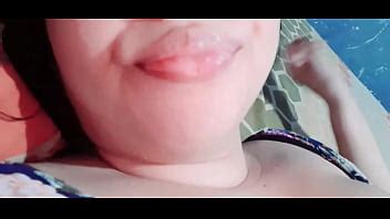 Lesbica Bere Bevuta Si Registra Mentre Si Tocca E Si Masturba E Invia Il Video A Suo Zio Real