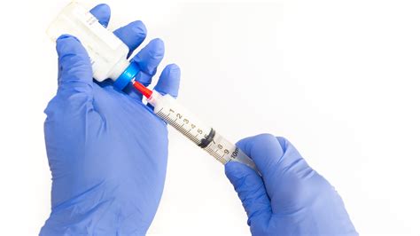 그의 마약 중독 프로포폴이 결국 코카인까지 불러온 것 아닐까