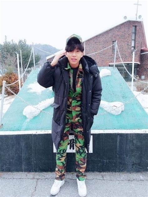 임영웅 군 시절 미담 공개 따뜻한 선임이자 친구 Jtbc 뉴스