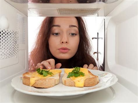 Effects Of Using Microwave How Heating Food In Microwave Affects Our Health Side Effects Of