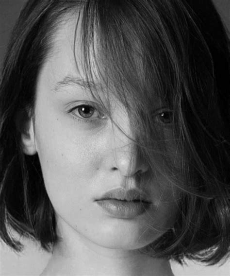 Women Page 2 Of 10 Models Iso Model Management