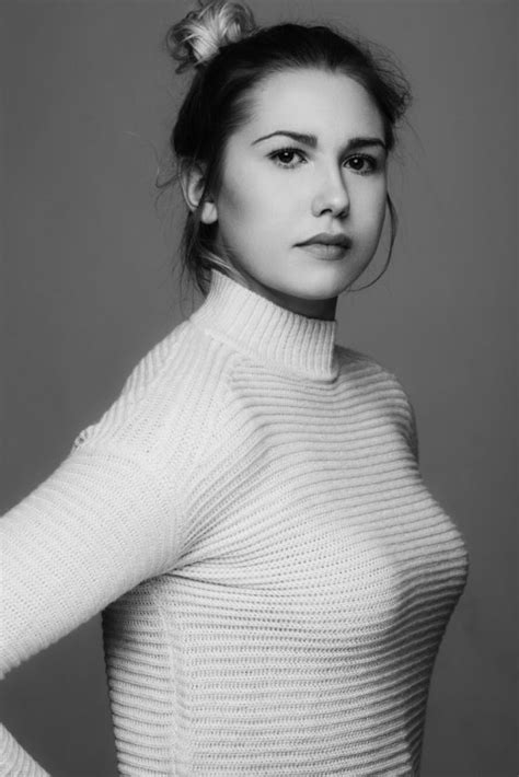 Model Sedcard Von Lena G Weibliches New Face Fotomodel Deutschland