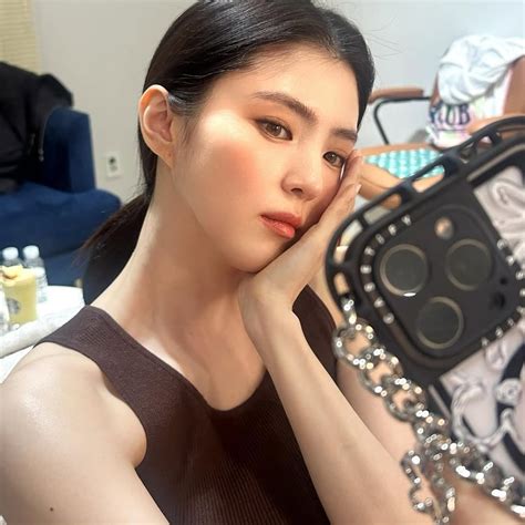 Sofie 10 01 2025 Ig Xeesoxee 🦄 I Think Its For Giordano Photoshoot Based On The Wording