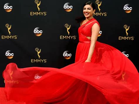Baywatch Star Priyanka Chopra Jonas Went Full Marilyn Monroe At The