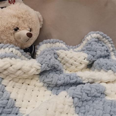 خرید و قیمت پتو پافی بافته شده با کاموا الیز ترک قابل سفارش در سایز