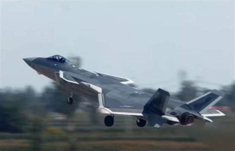 5th Generation J 20 Fighters With Chinese Ws 10c Engines Showed In China