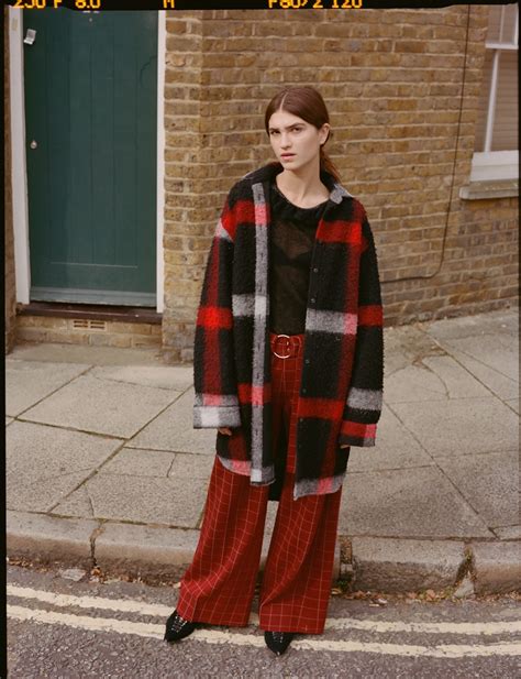 Design Scene Behance