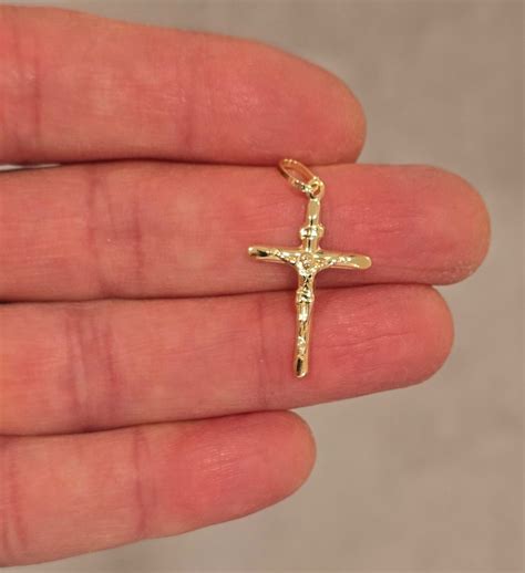 14k Solid Yellow Gold Crucifix Religious Cross Inri Pendant Necklace