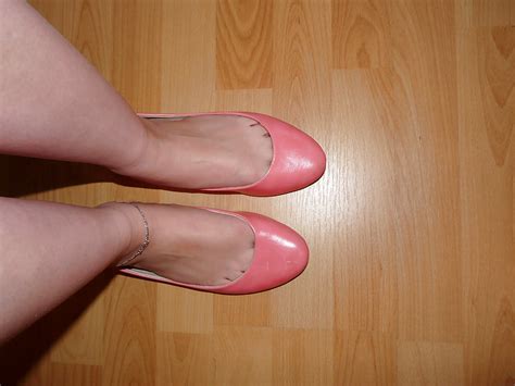 Wifes High Heels Shoes Flats Ballerinas Feet Nailpolish 2 Porn Pictures XXX Photos Sex Images