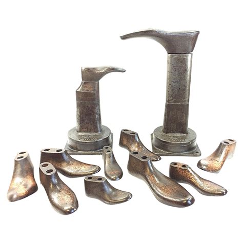 Antique Shoemakers Lasting Jacks Stand Cobbler Tools Leather Shoe