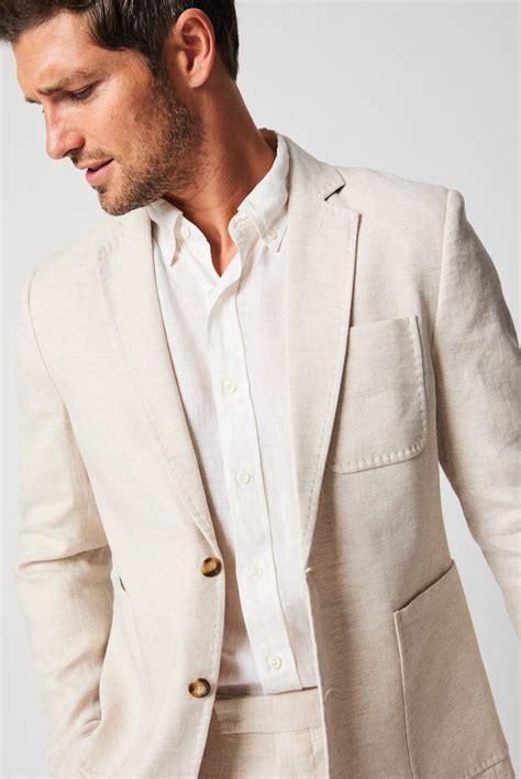 The 12 Best Casual Blazers For Men 2024