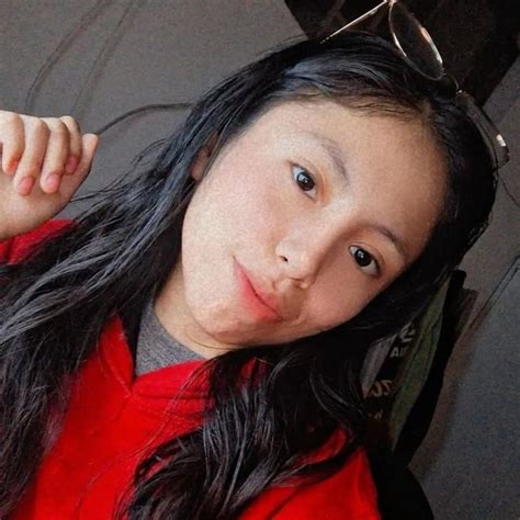 Evelin Sn On Threads