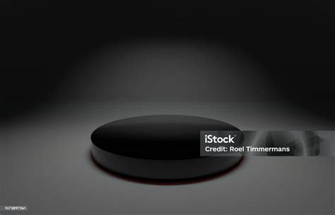 검은색 광택 원형 연단 또는 세미 매트 검정색 배경에 받침대 디스플레이 빈 제품 실린더 서 배경 3d 렌더링 1 탑다운 소프트 박스 라이트 0명에 대한 스톡 사진 및 기타