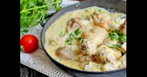 От дете го обожавам а сега го готвя и на моите деца пиле фрикасе просто се топи в устата и