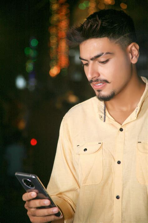 10000 Fotos Y Imágenes De Hombre Desnudos Gratis · Banco De Fotos Gratis