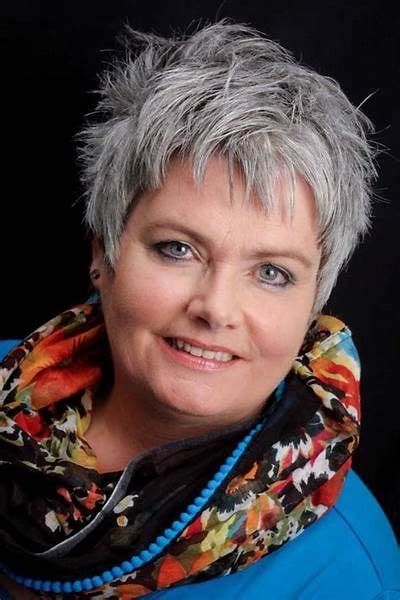 Short Hair Over 60 Short Hair Older Women Shaggy Short Hair Short