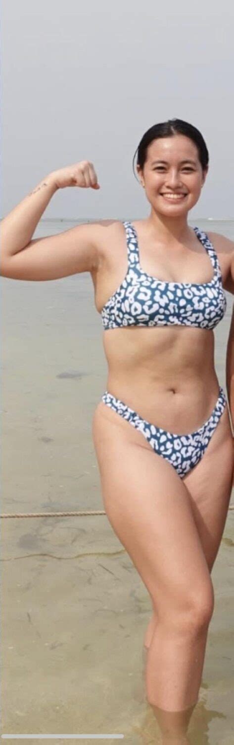 Hot Sexy Vivian Taylor Bikini Pics