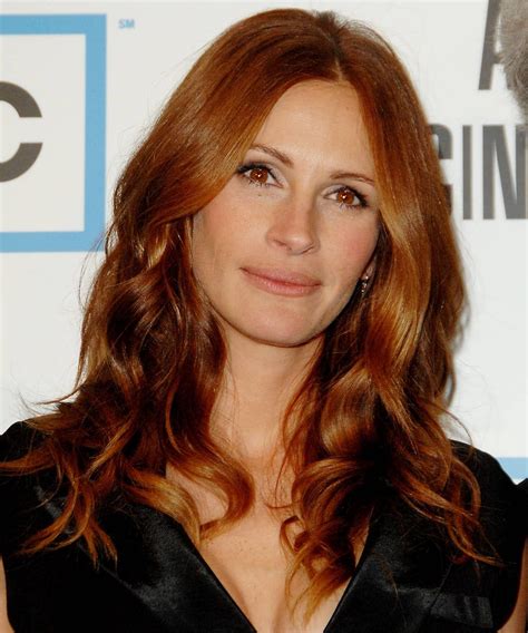 A Celebration Of Julia Roberts Most Iconic Hair Moments Artofit