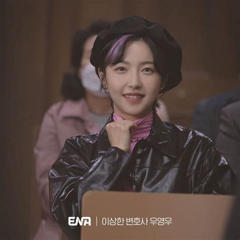 8 Pesona Joo Hyun Young Di Extraordinary Attorney Woo Sohib Park Eun