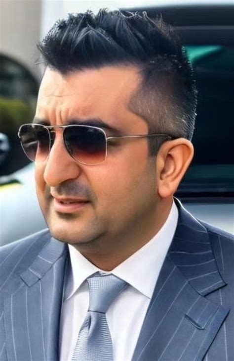 Real Estate Agent Khalid Sarwari Mocked Over House Ad Posing Next To A Mclaren Au