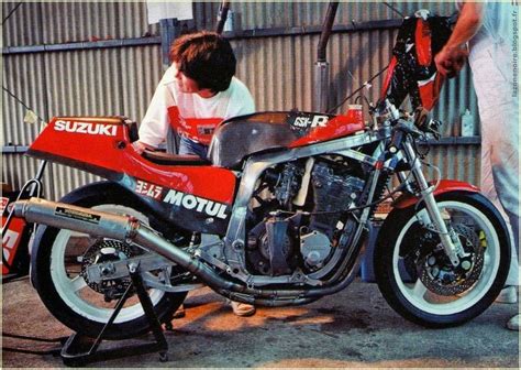 YOSHIMURA SUZUKI GSX R E Portfolio Portfolio