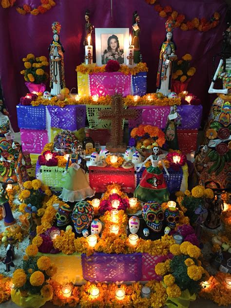 Ofrenda Office Halloween Decorations Dia De Los Muertos Decorations Ideas Halloween Decorations