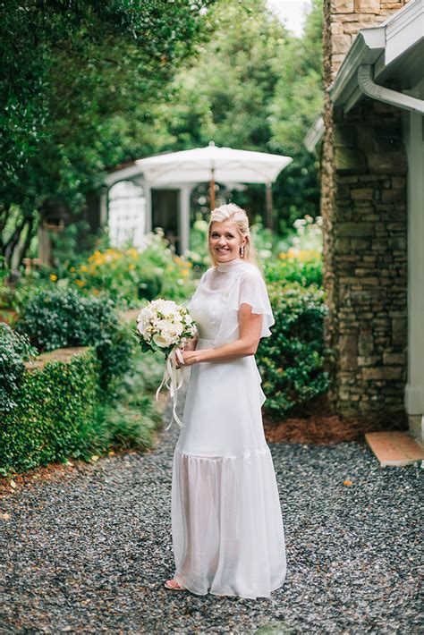 A Storm Led To A Power Outage 3 Hours Before This Micro Wedding In An