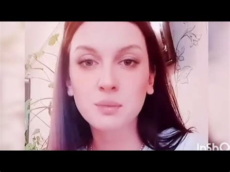 Эckopтницы унижают нормальных женщин - YouTube